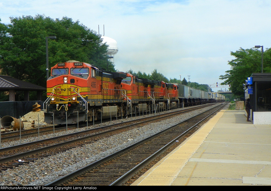 BNSF 4895